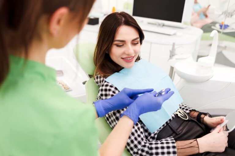 Porcelain Veneers in Mobile Guide
